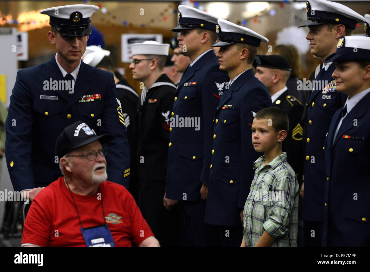 Capturing sound hi-res stock photography and images - Alamy