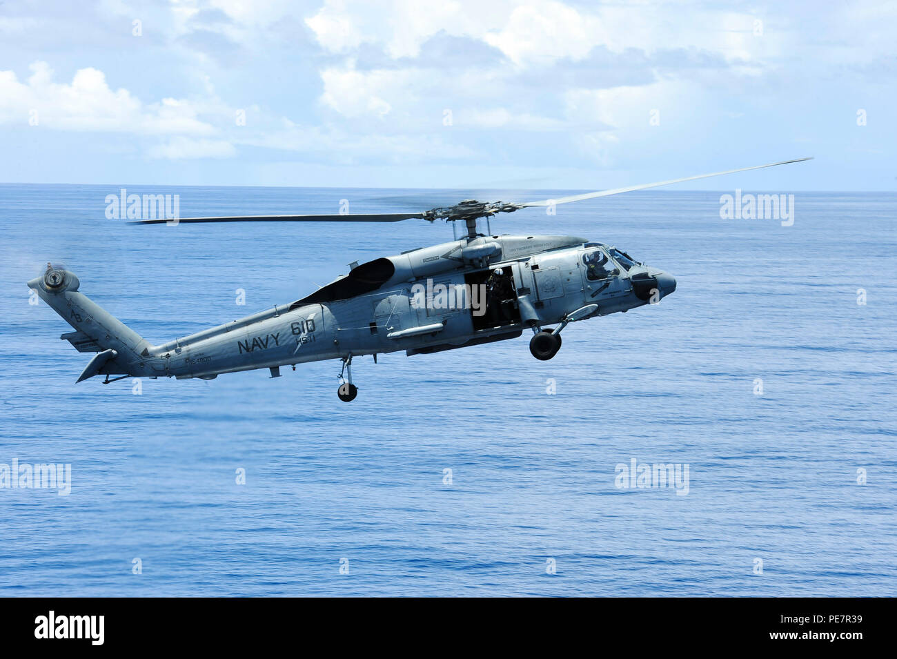 151014-N-GR120-035 INDIAN OCEAN (Oct. 14, 2015) – An SH-60F Sea Hawk ...