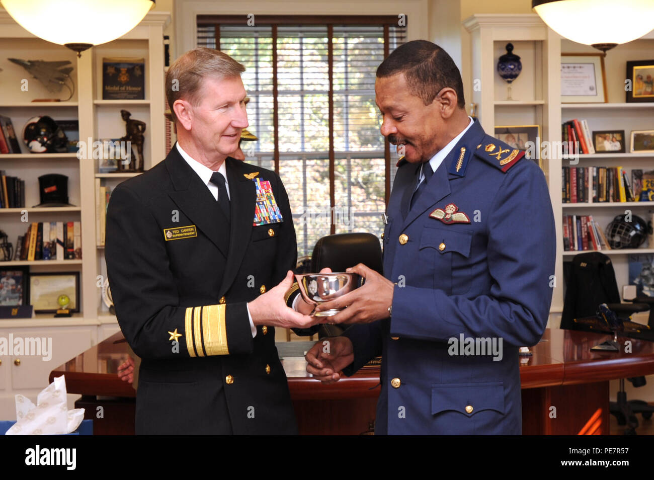 151019-N-SQ432-010 ANNAPOLIS, Md., (Oct. 19, 2015) Vice Adm. Walter ...