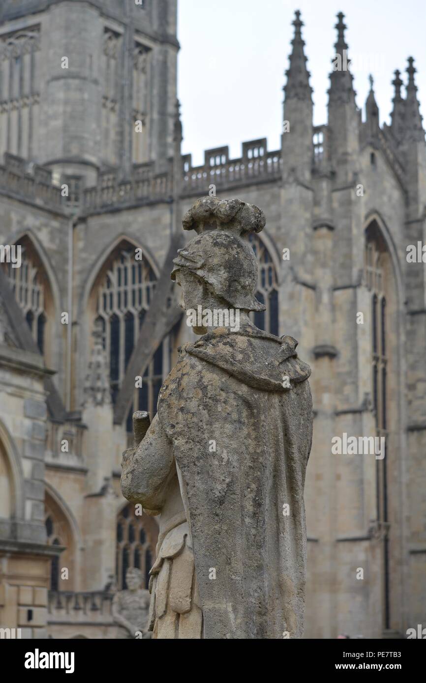 Statues surrounding the ancient Roman Baths at Bath, Somerset, England ...