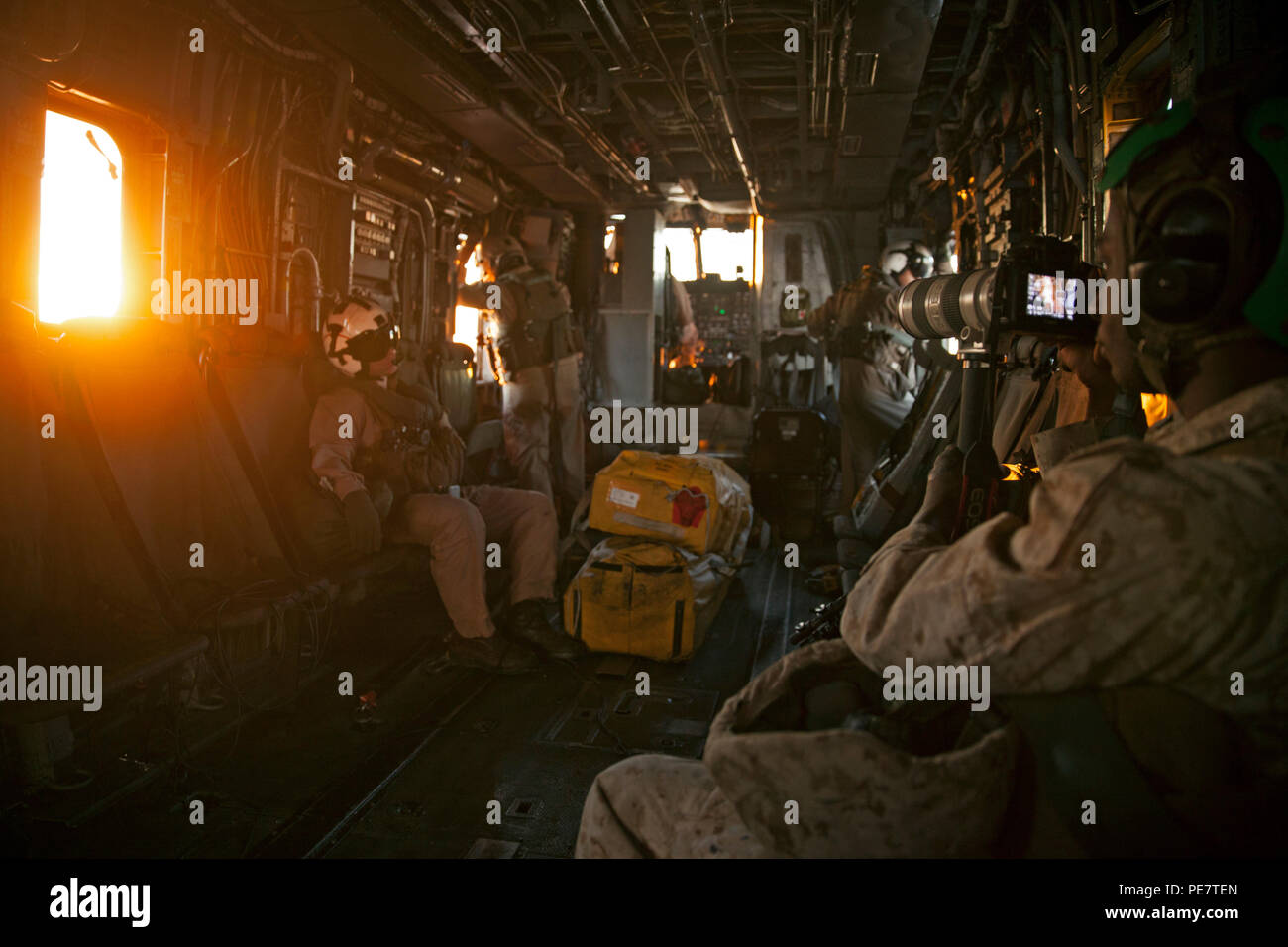 U.S. Marines with Marine Heavy Helicopter Squadron (HMH) 366 and 2d ...