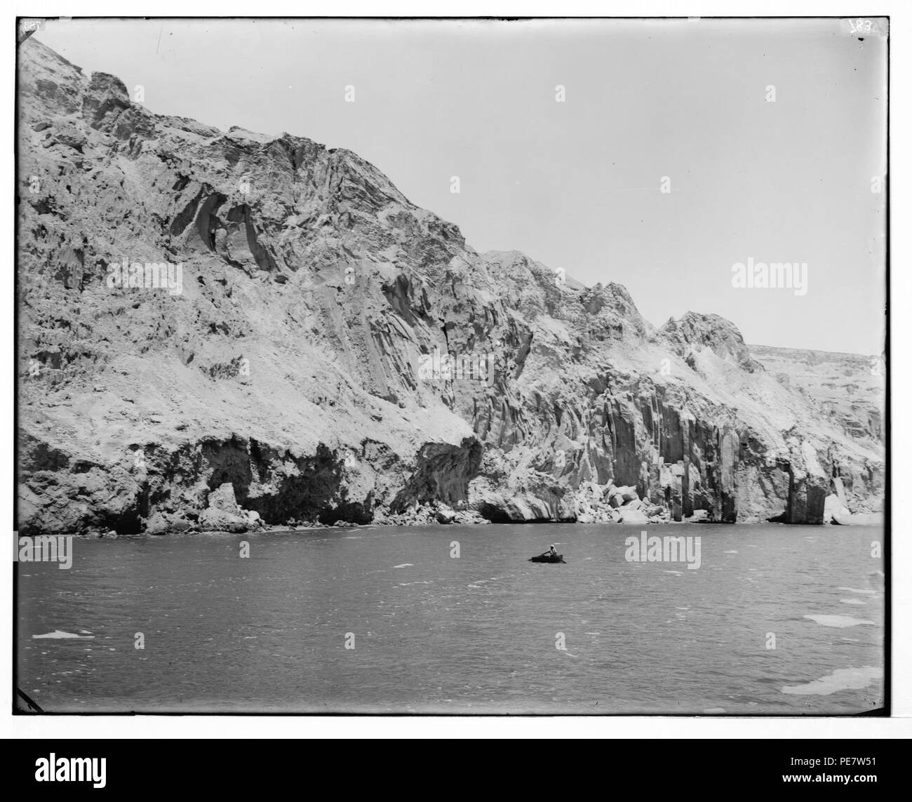 Around the Dead Sea (Bahr Lut). Jebel Usdum showing salt slabs Stock ...