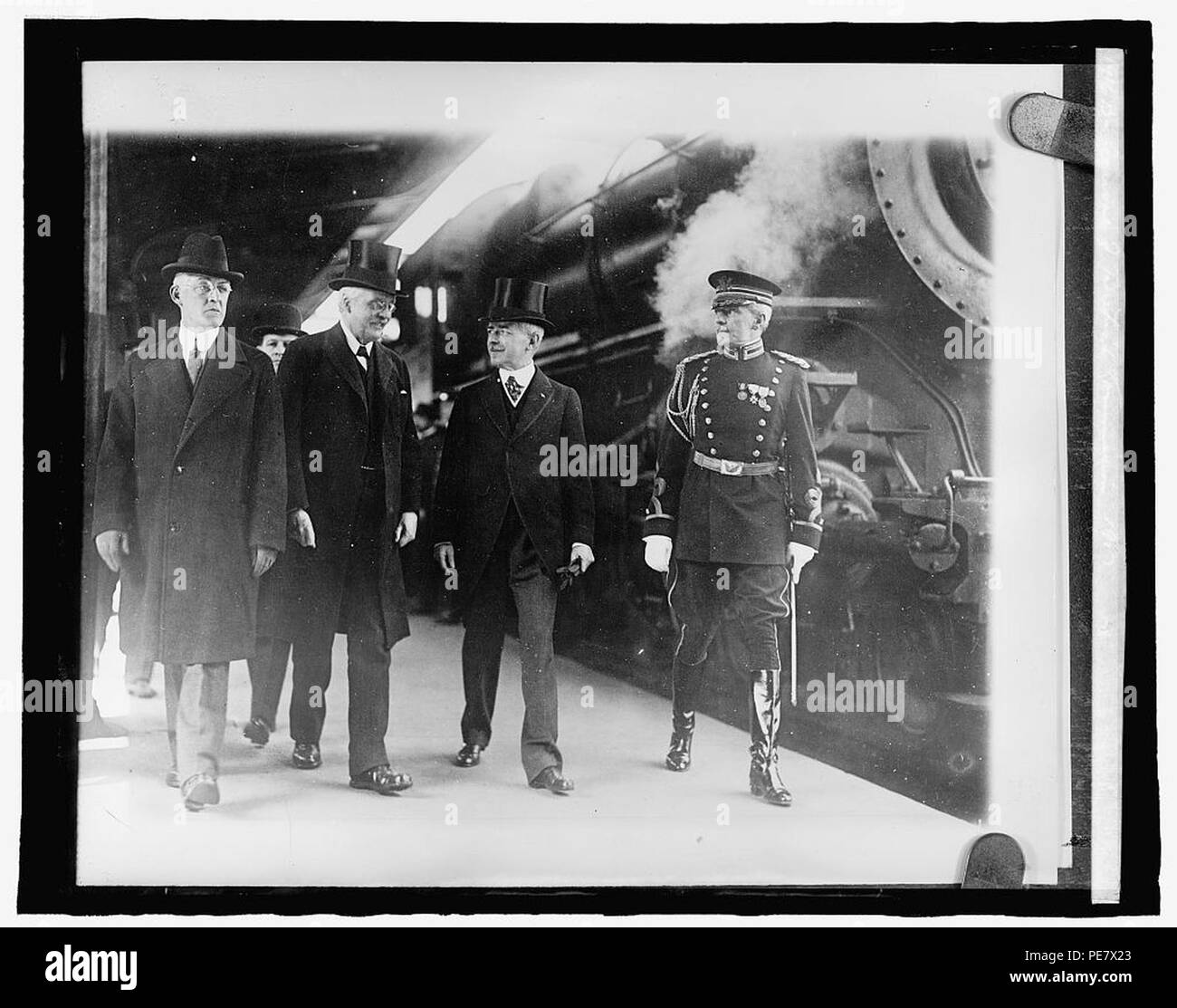 Arrival of the British Commission, 1917 Stock Photo - Alamy