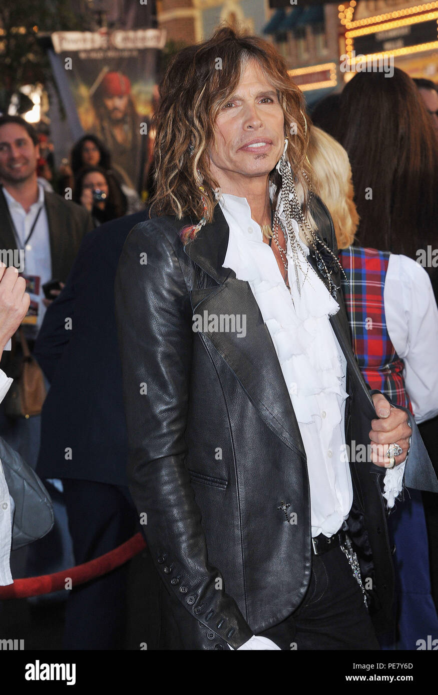 Steven tyler pirates caribbean hi-res stock photography and images - Alamy