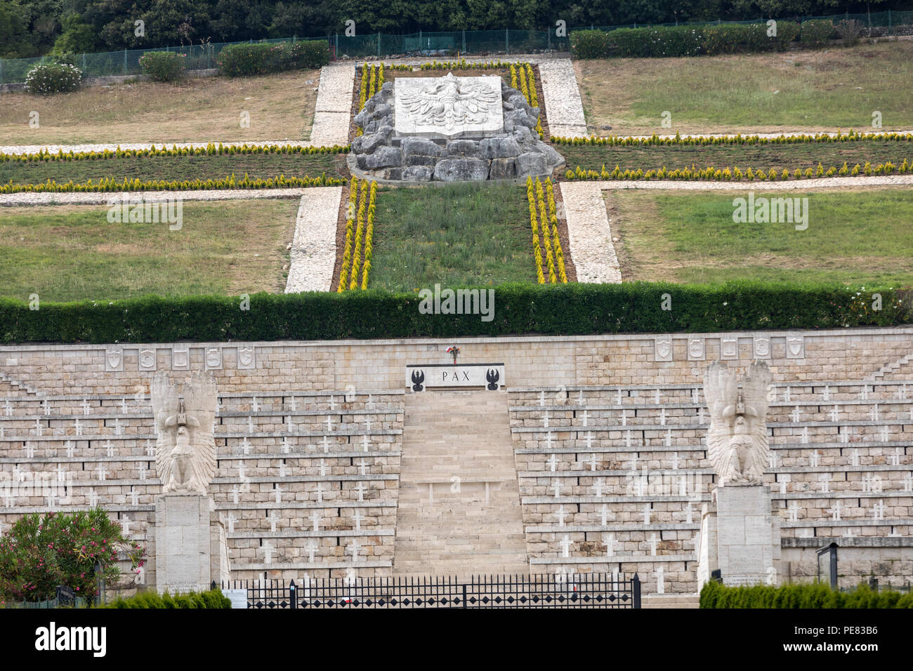 Monte cassino memorial hi-res stock photography and images - Alamy