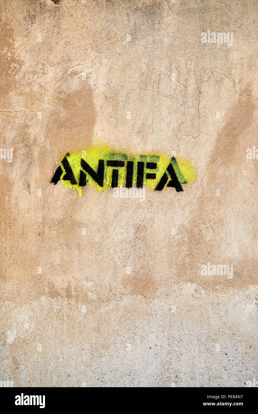 Antifa hi-res stock photography and images - Alamy
