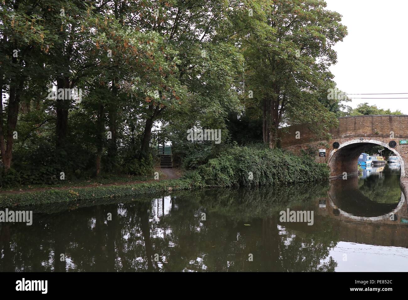 Uxbridge canals Grand union canal 2018 Stock Photo - Alamy
