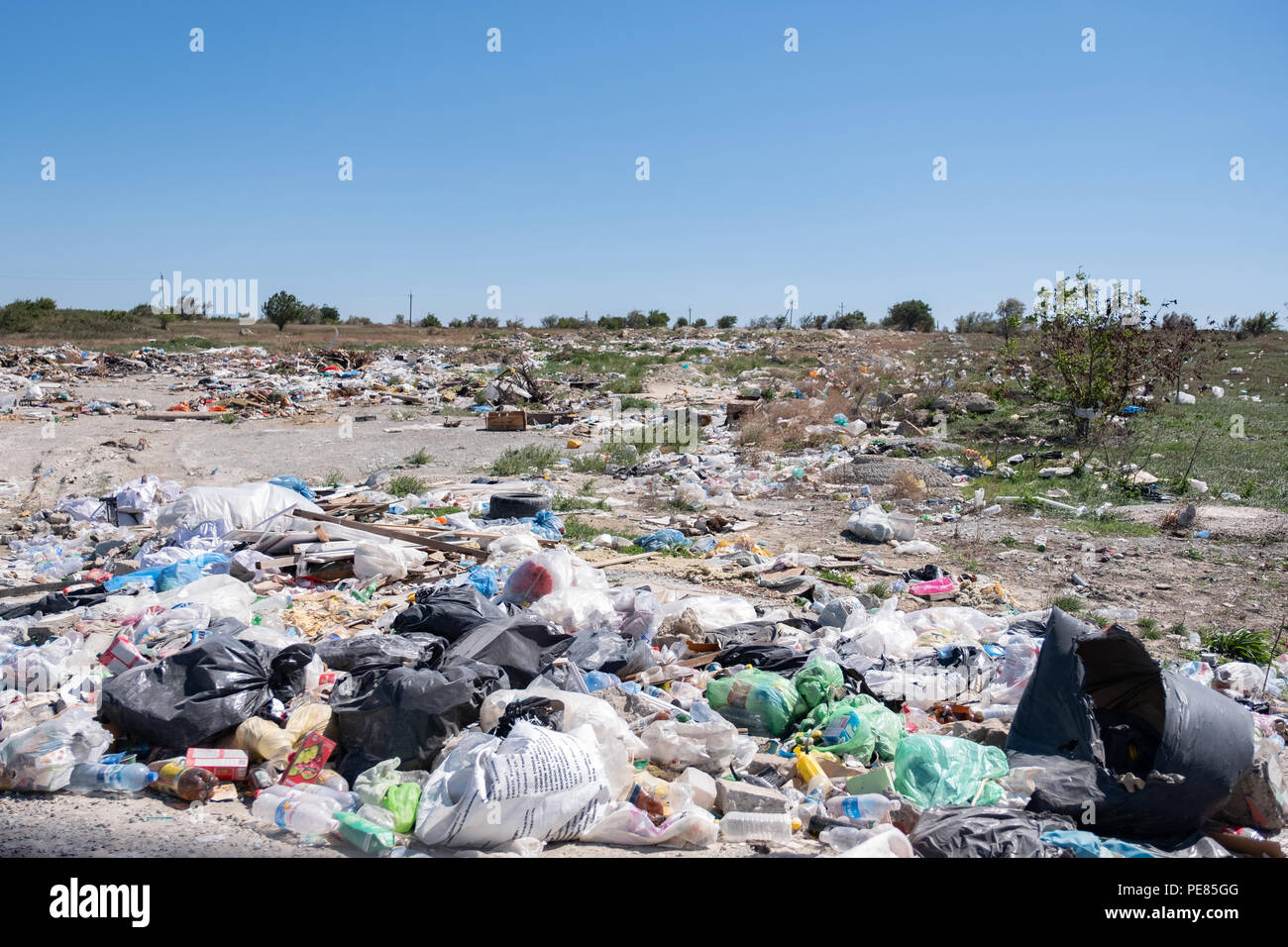 Garbage dump with plastic garbage hi-res stock photography and images ...
