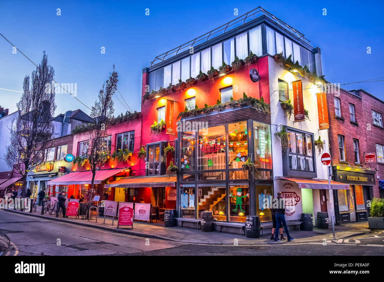 Dublin city bar hi-res stock photography and images - Alamy