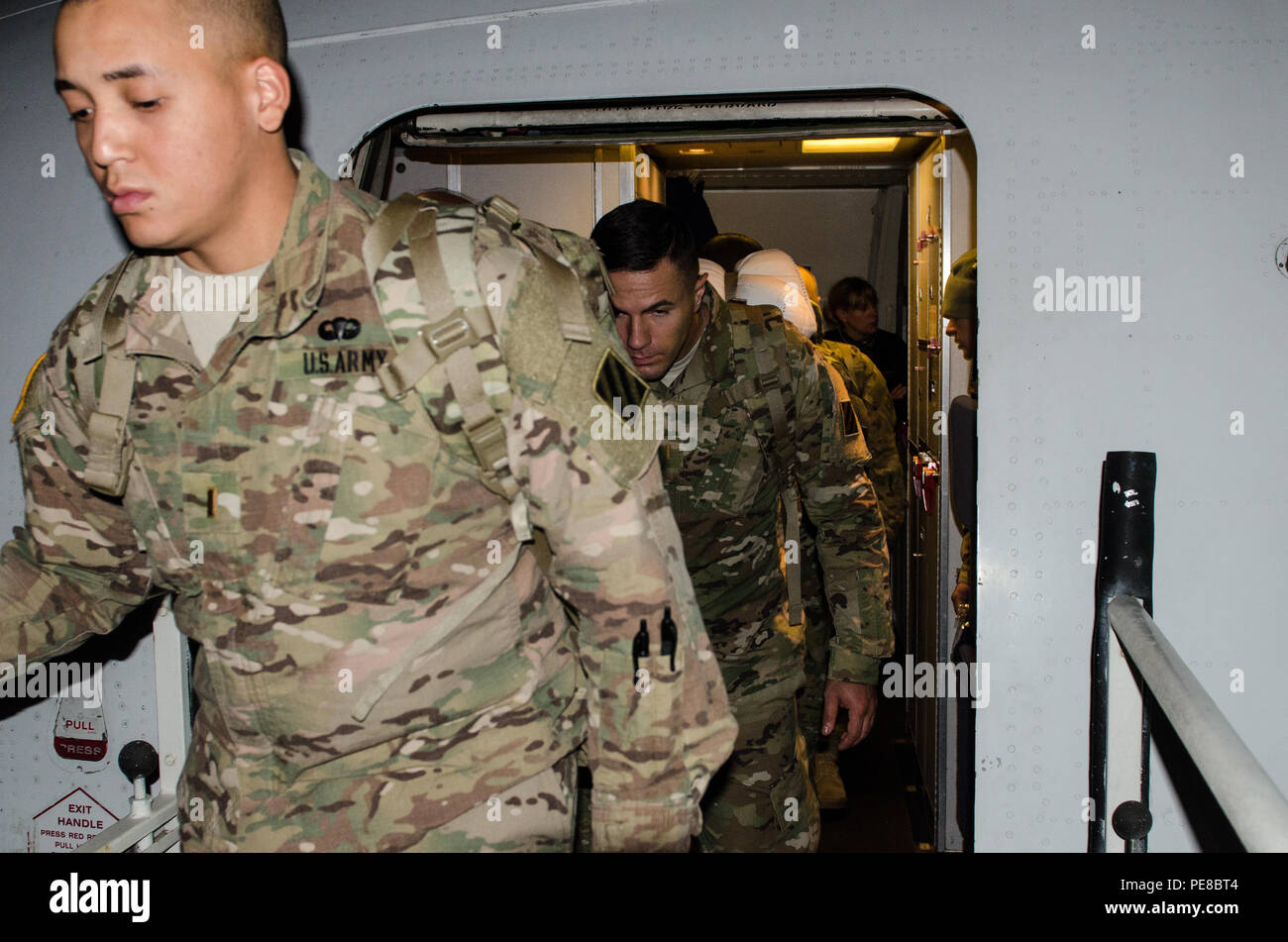 U.S. Soldiers from the 3rd Battalion, 69th Armor Regiment, 1st Armored ...