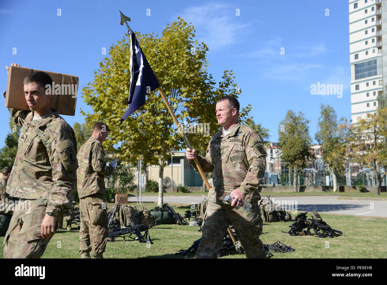 U.S. Army soldiers from B/2-503rd, 173rd Airborne Brigade, conduct ...