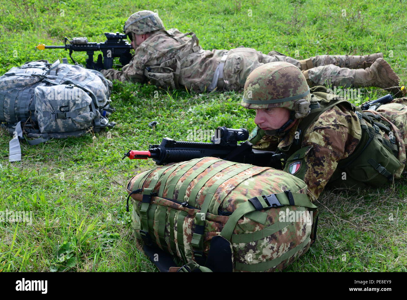 U.S. Army soldiers from B/2-503rd, 173rd Airborne Brigade and Italian ...