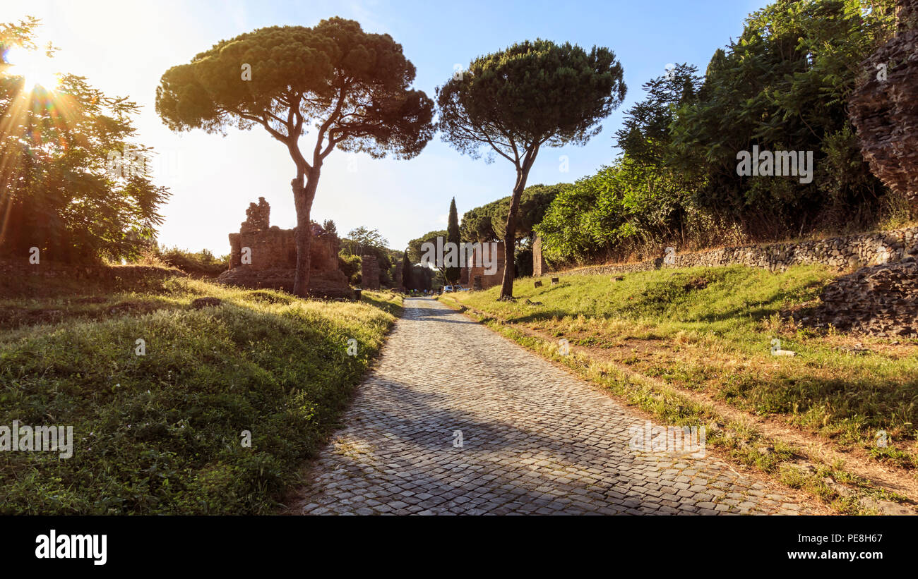 Ancient via appia hi-res stock photography and images - Alamy