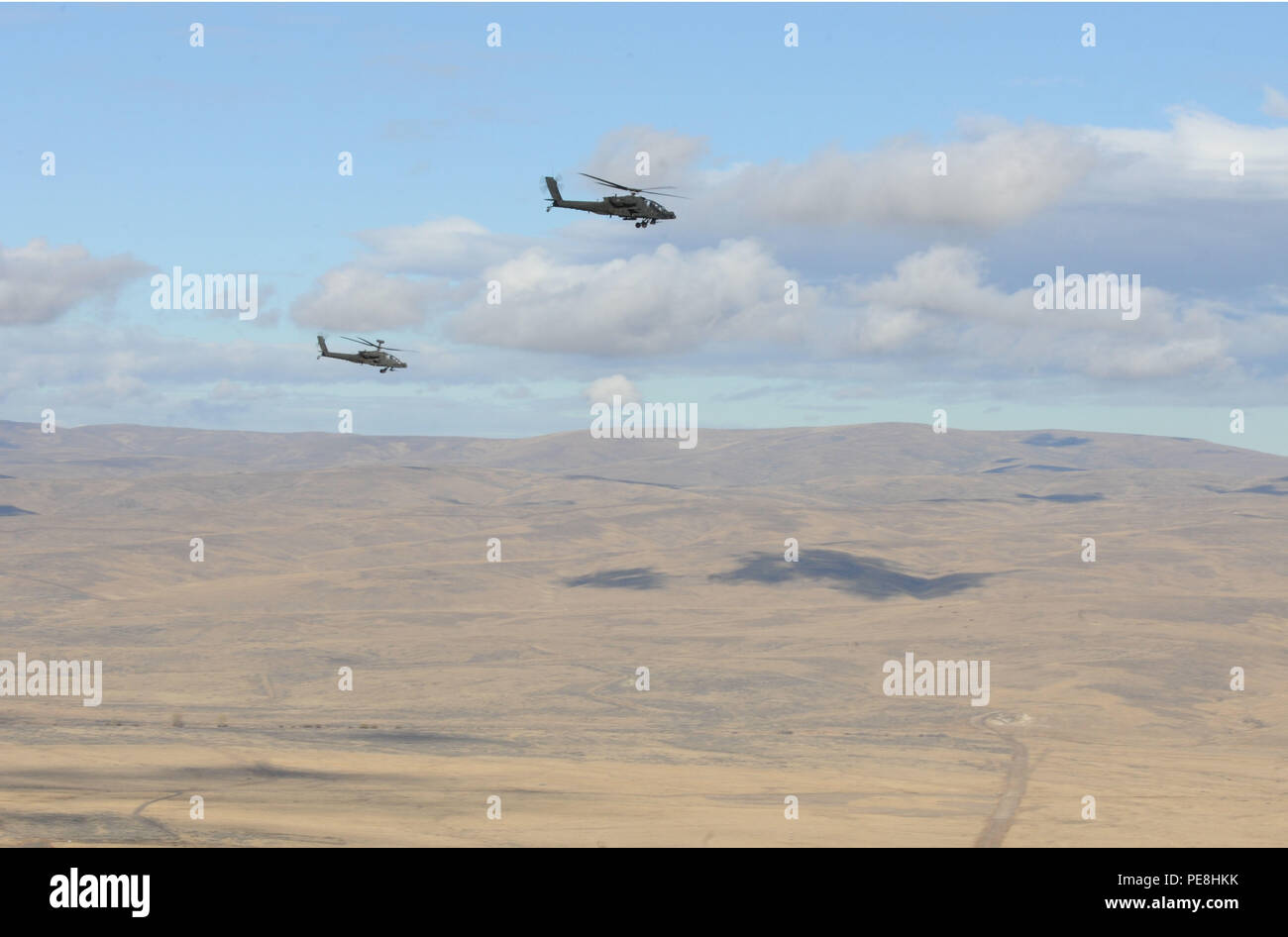 An AH-64 Apache assigned to 16th Combat Aviation Brigade from Joint ...