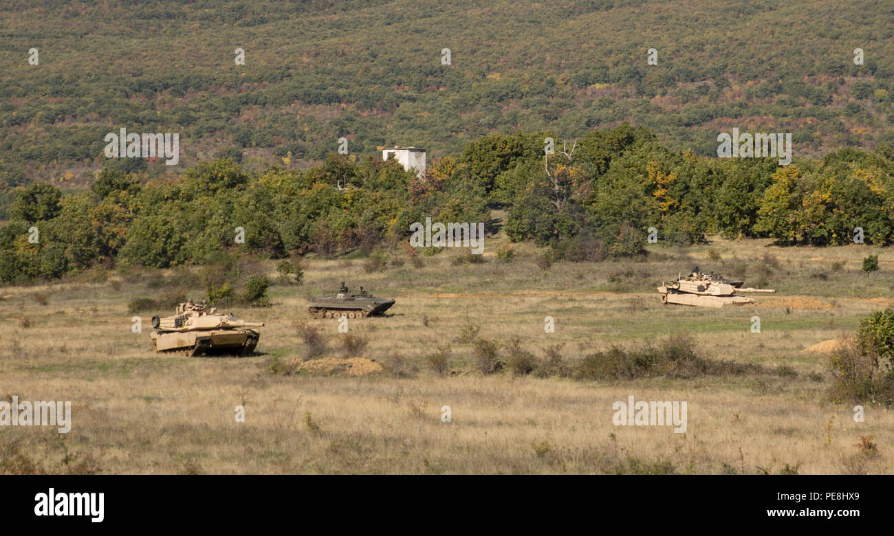 Howitzer m1a1 hi-res stock photography and images - Alamy