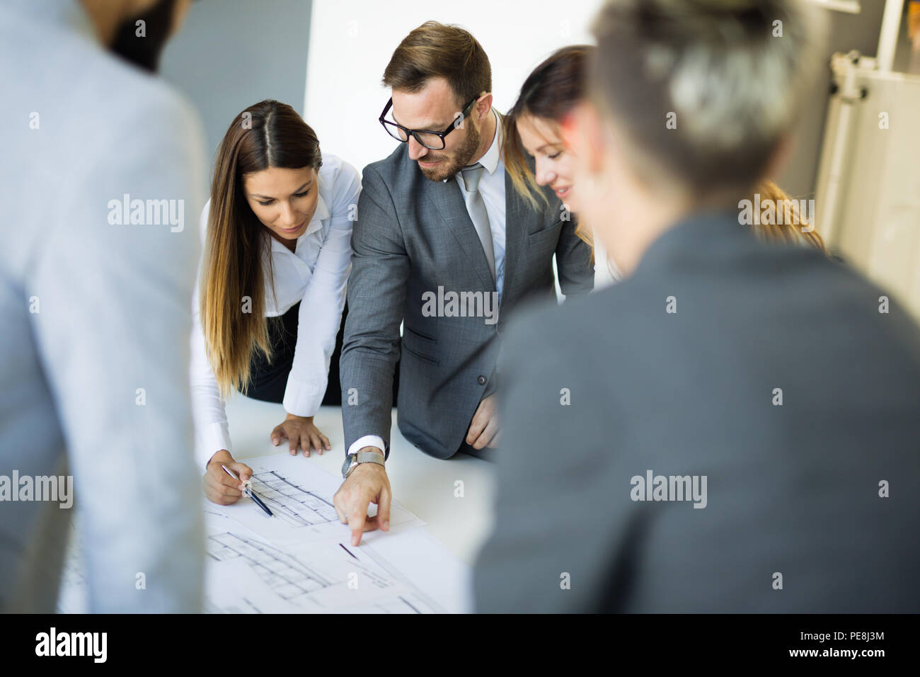 Team work hi-res stock photography and images - Alamy
