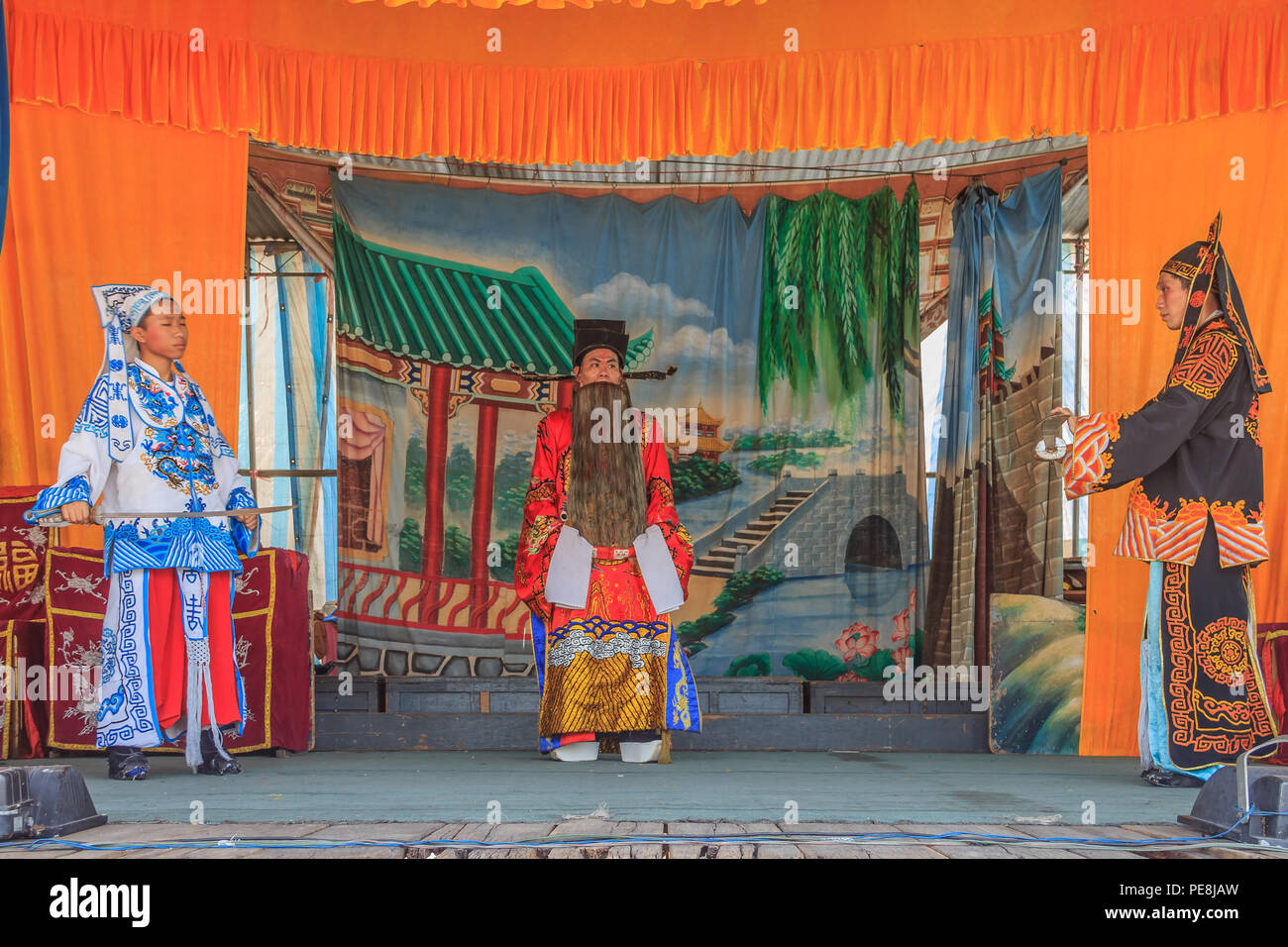 Tang dynasty theatre hi-res stock photography and images - Alamy