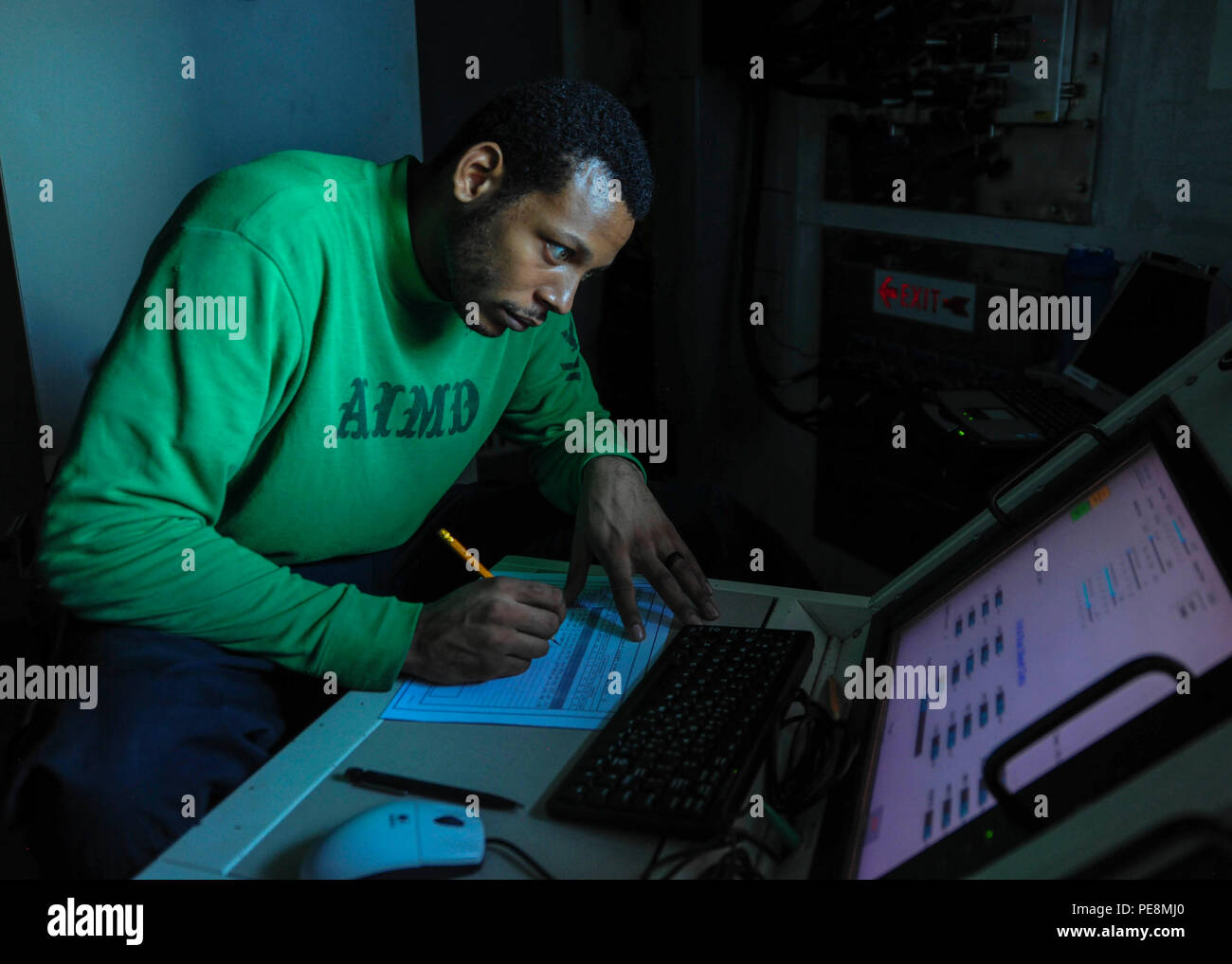 Ge 414 jet engine hi-res stock photography and images - Alamy