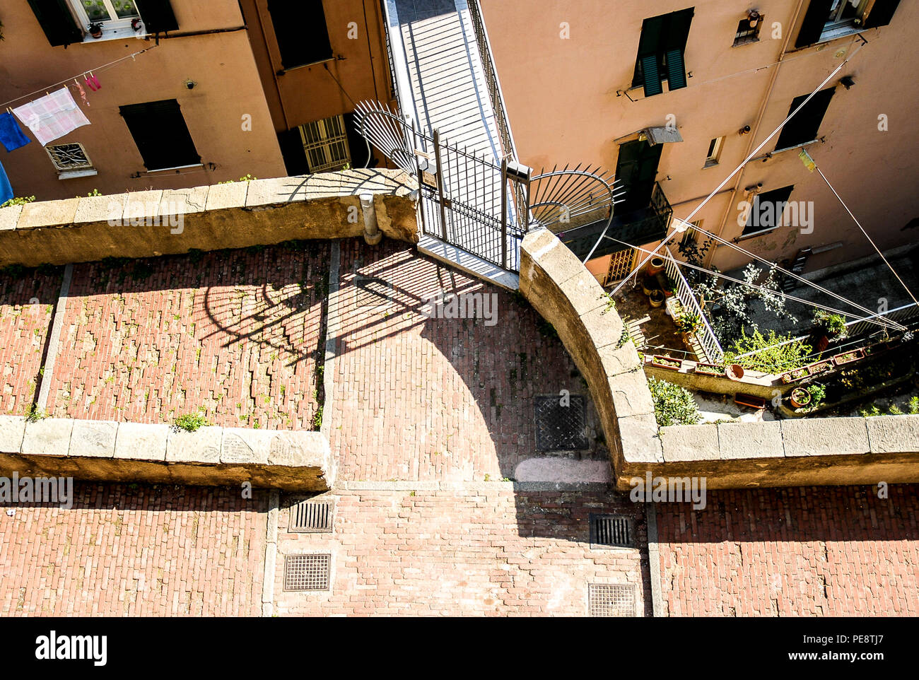 Genova centro storico hi-res stock photography and images - Alamy