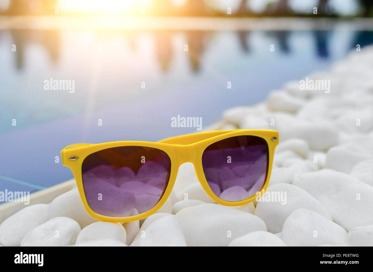 Pool sunglasses hi-res stock photography and images - Alamy