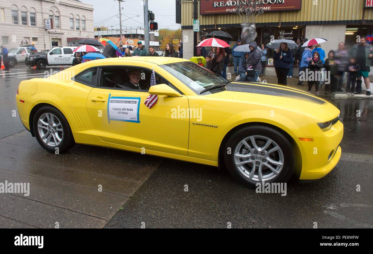 151107-N-MN975-024 AUBURN, Wash. (Nov. 7, 2015) - Capt. William Bullis ...
