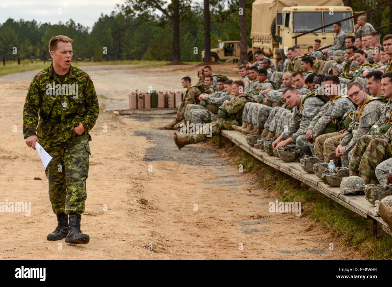 Canadian jump wings hi-res stock photography and images - Alamy