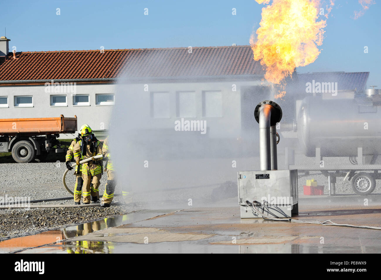 Multinational firefighting hi-res stock photography and images - Alamy