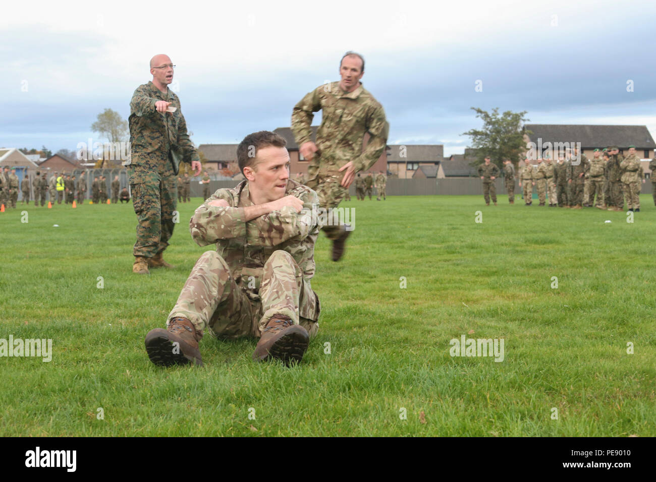 British army physical fitness test hi-res stock photography and images ...