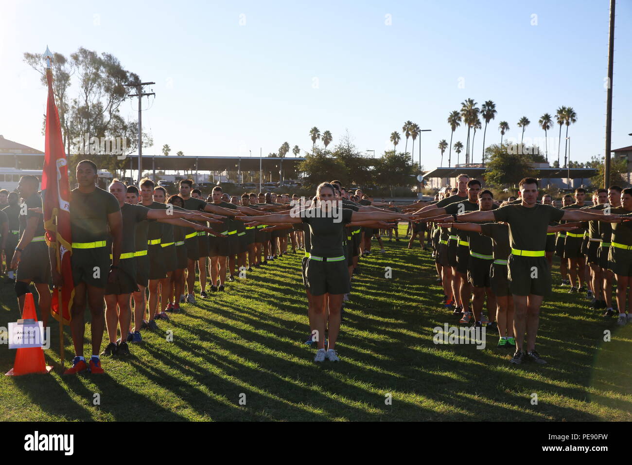 Marines with I Marine Expeditionary Force Headquarters Group stretch in ...
