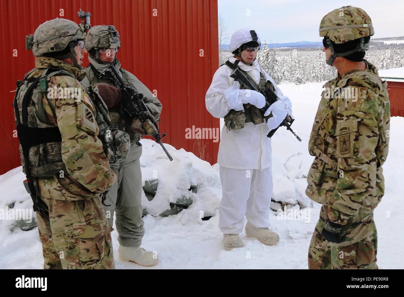 Us Cold Weather Uniforms