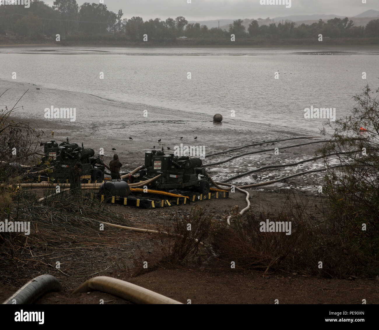 Marines with 6th Engineer Support Battalion, Marine Force Reserves and ...