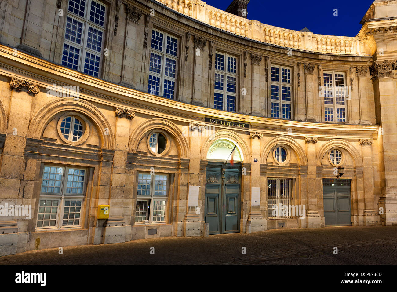 Academie Francaise, Paris, France Stock Photo - Alamy