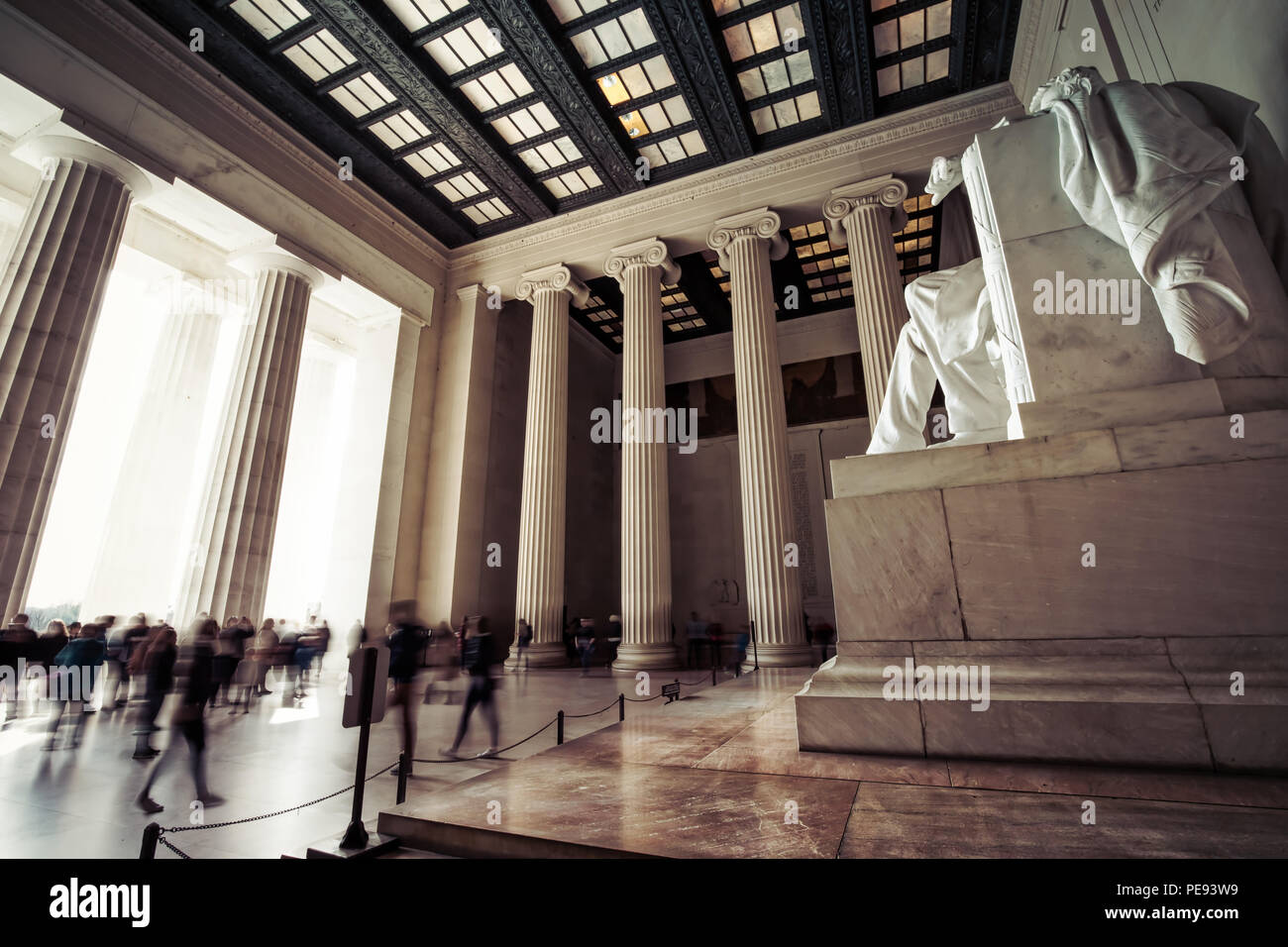 Interior view lincoln memorial hi-res stock photography and images - Alamy