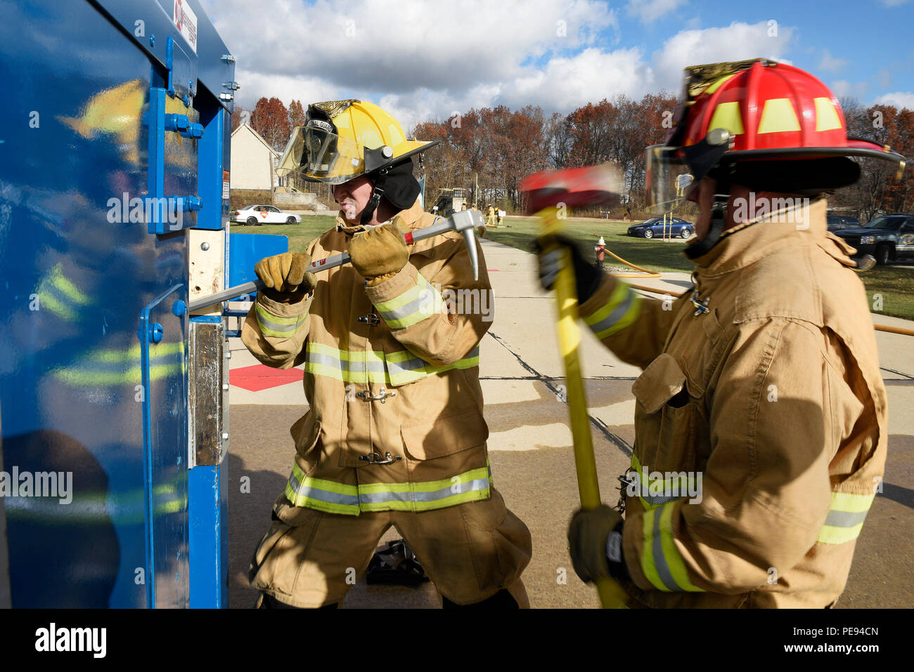 Firefighters halligan bar hi-res stock photography and images - Alamy