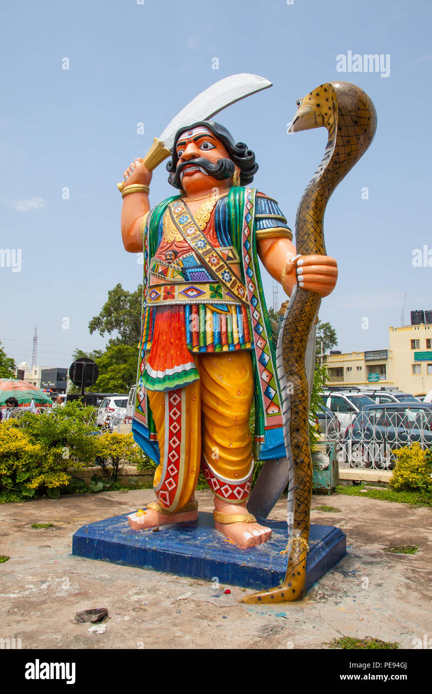 Statue mahishasura mysore hi-res stock photography and images - Alamy