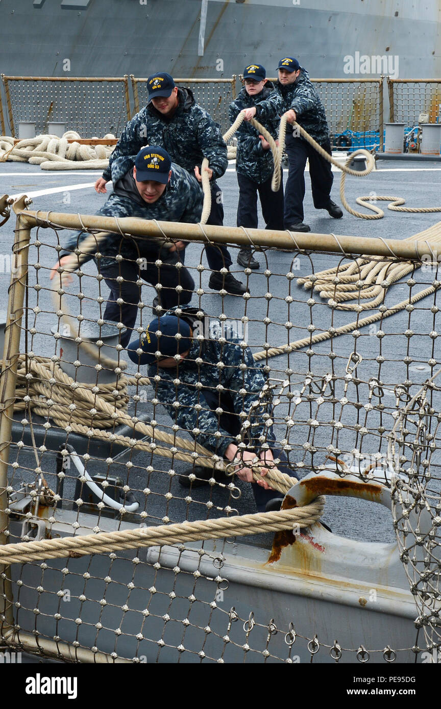 151113-N-NZ935-129SASEBO, Japan (Nov. 13, 2015) Sailors aboard the ...
