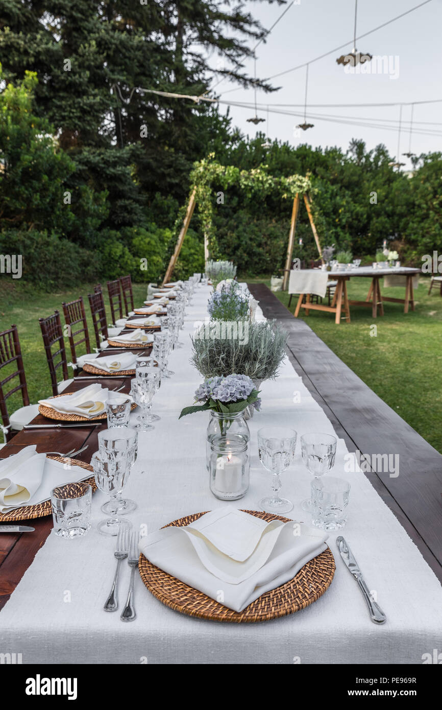 Gala dinner tables hi-res stock photography and images - Alamy