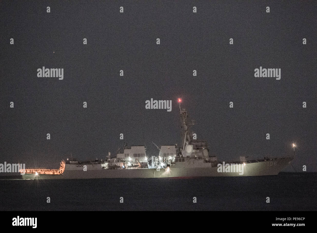 151116-N-AV746-421 PACIFIC OCEAN (Nov. 16, 2015) The guided-missile ...