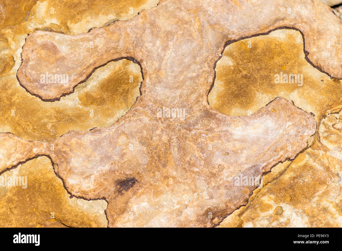 Colored rock crystal hi-res stock photography and images - Alamy