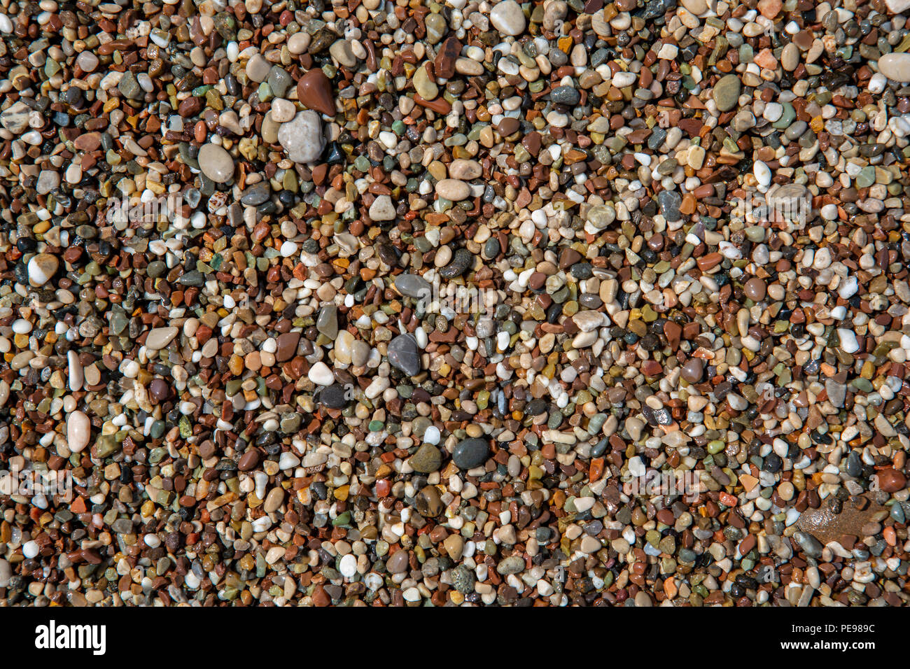 Wet colorful stones hi-res stock photography and images - Alamy