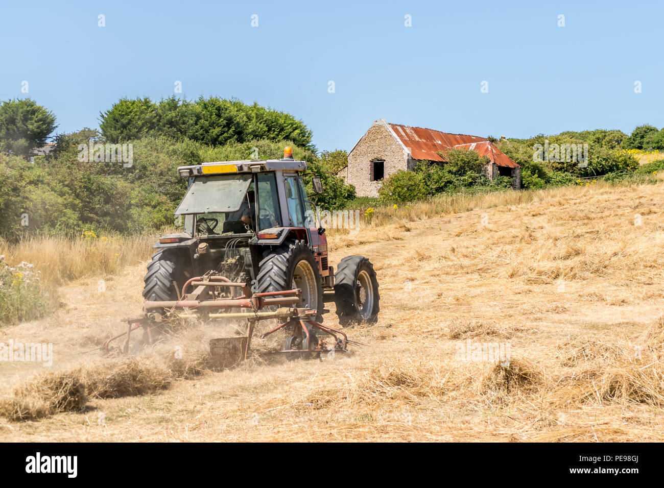 Mower cutter tractor line hi-res stock photography and images - Alamy