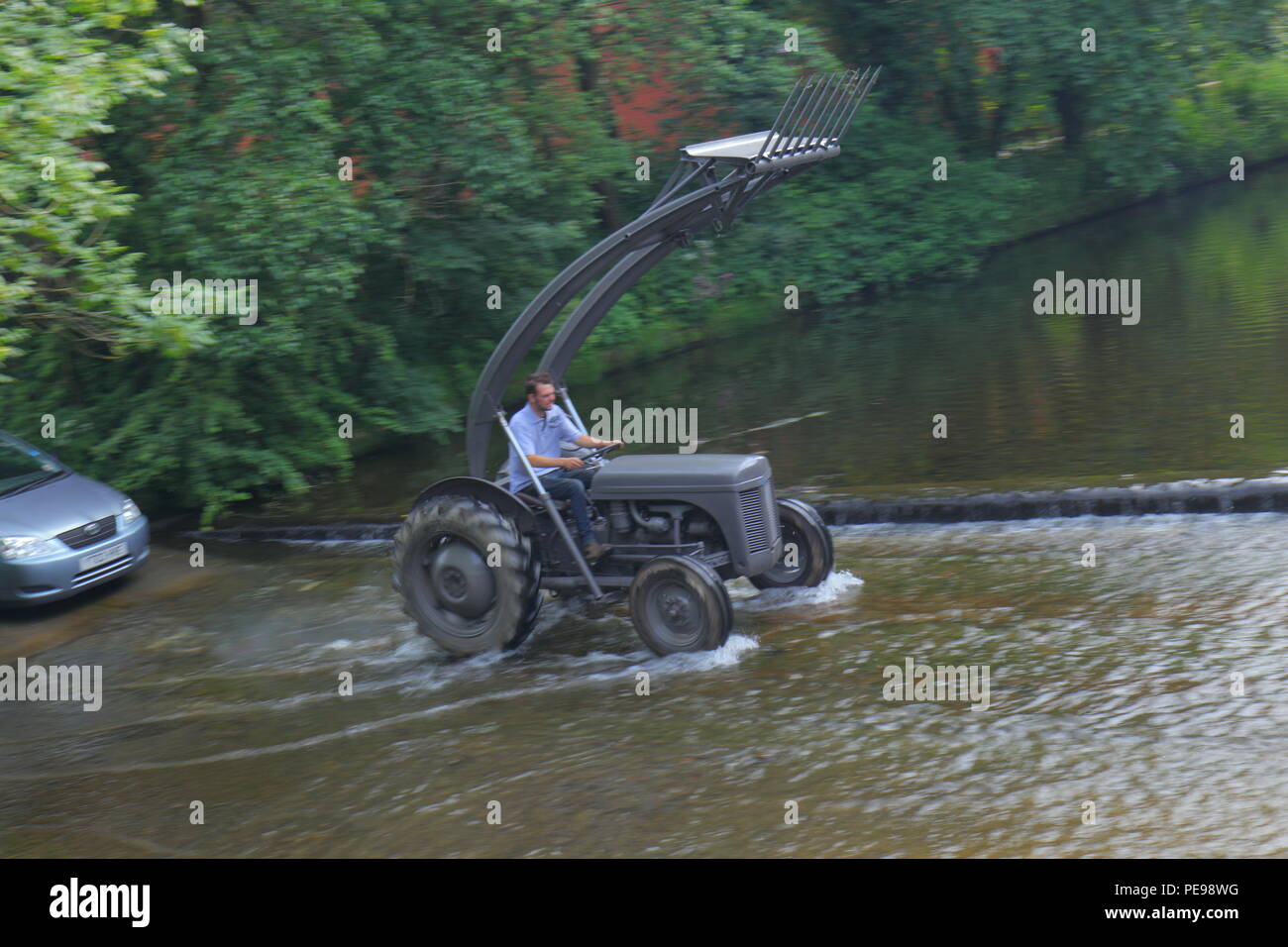 Ford tractor in water hi-res stock photography and images - Alamy