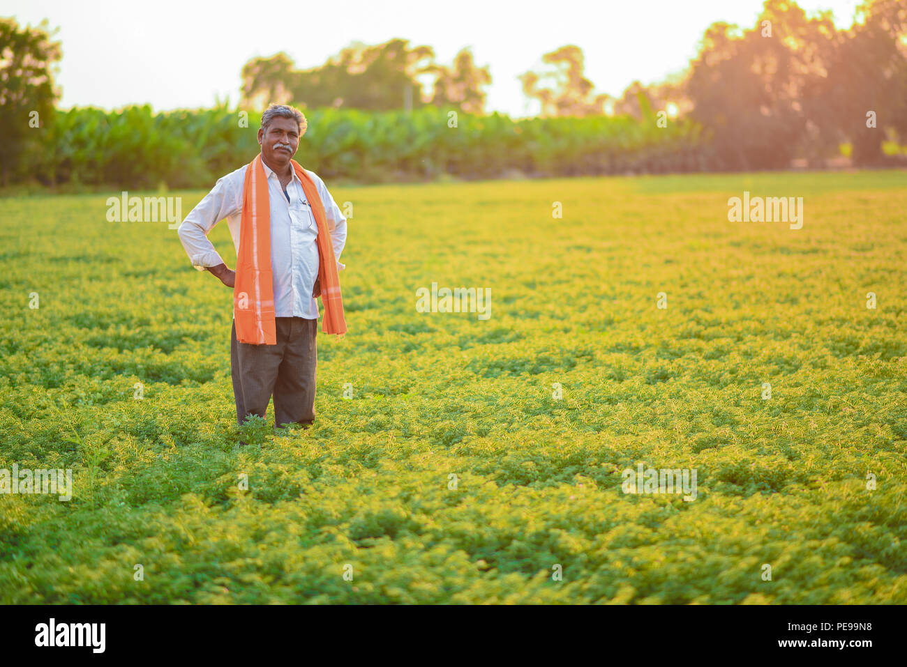 Rural indian farmers hi-res stock photography and images - Alamy