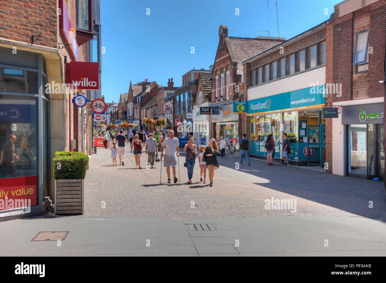 Town centre horsham hi-res stock photography and images - Alamy