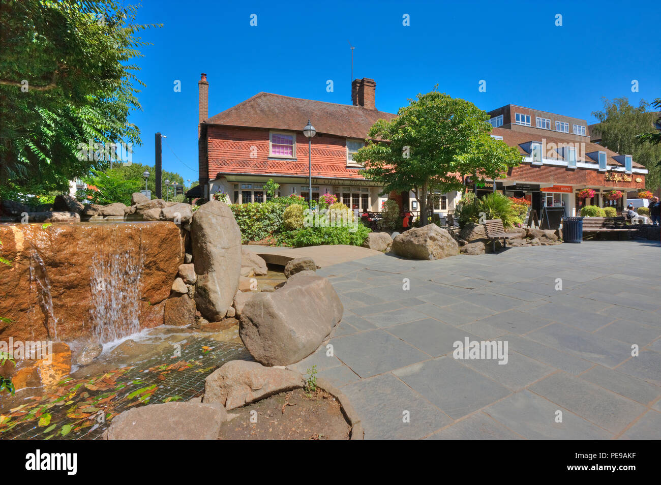 Horsham Town Centre Stock Photos & Horsham Town Centre Stock Images - Alamy