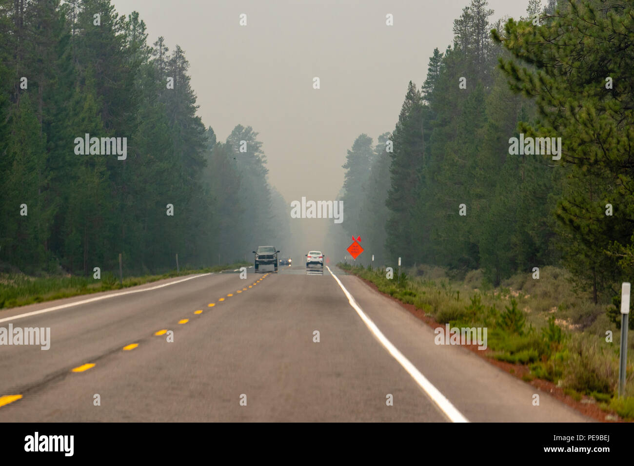 Roadside fire danger warning sign hi-res stock photography and images ...