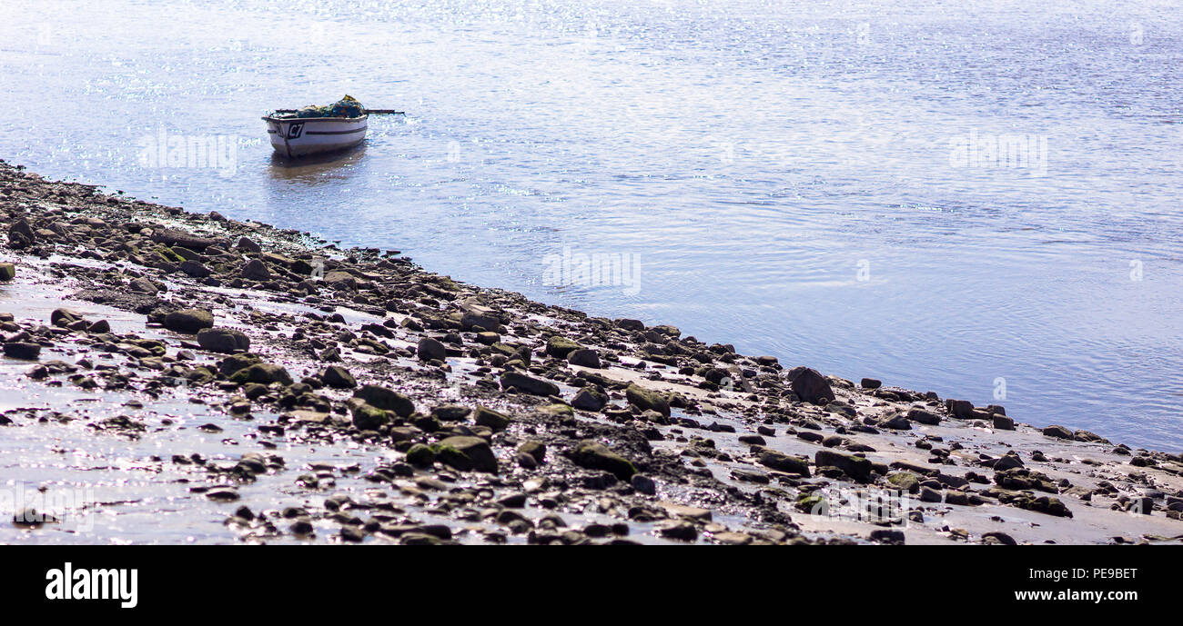 Ferryside carmarthenshire hi-res stock photography and images - Alamy