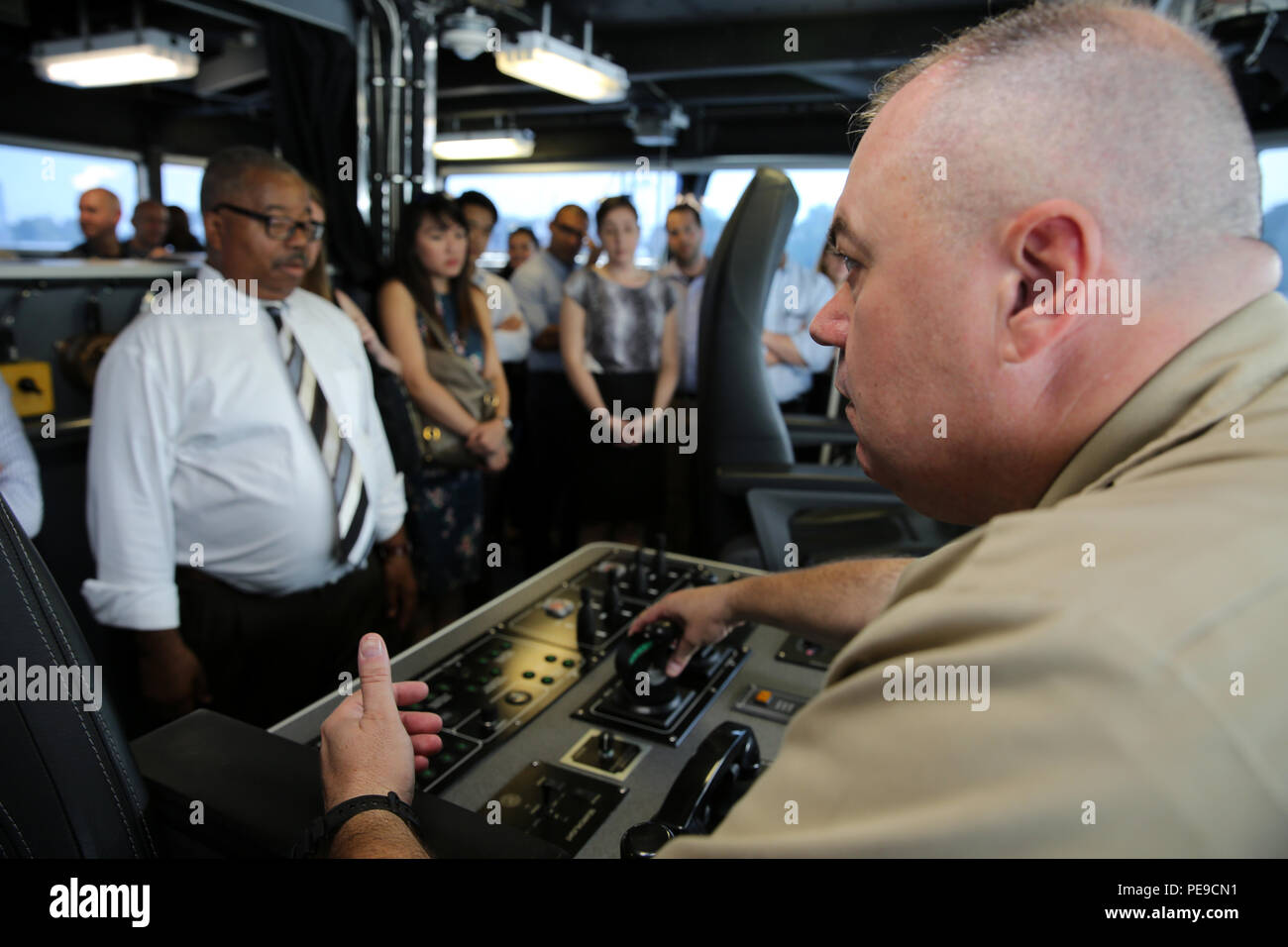 151112-N-IX266-026 SINGAPORE (Nov. 12, 2015) Civilian Mariner Capt ...