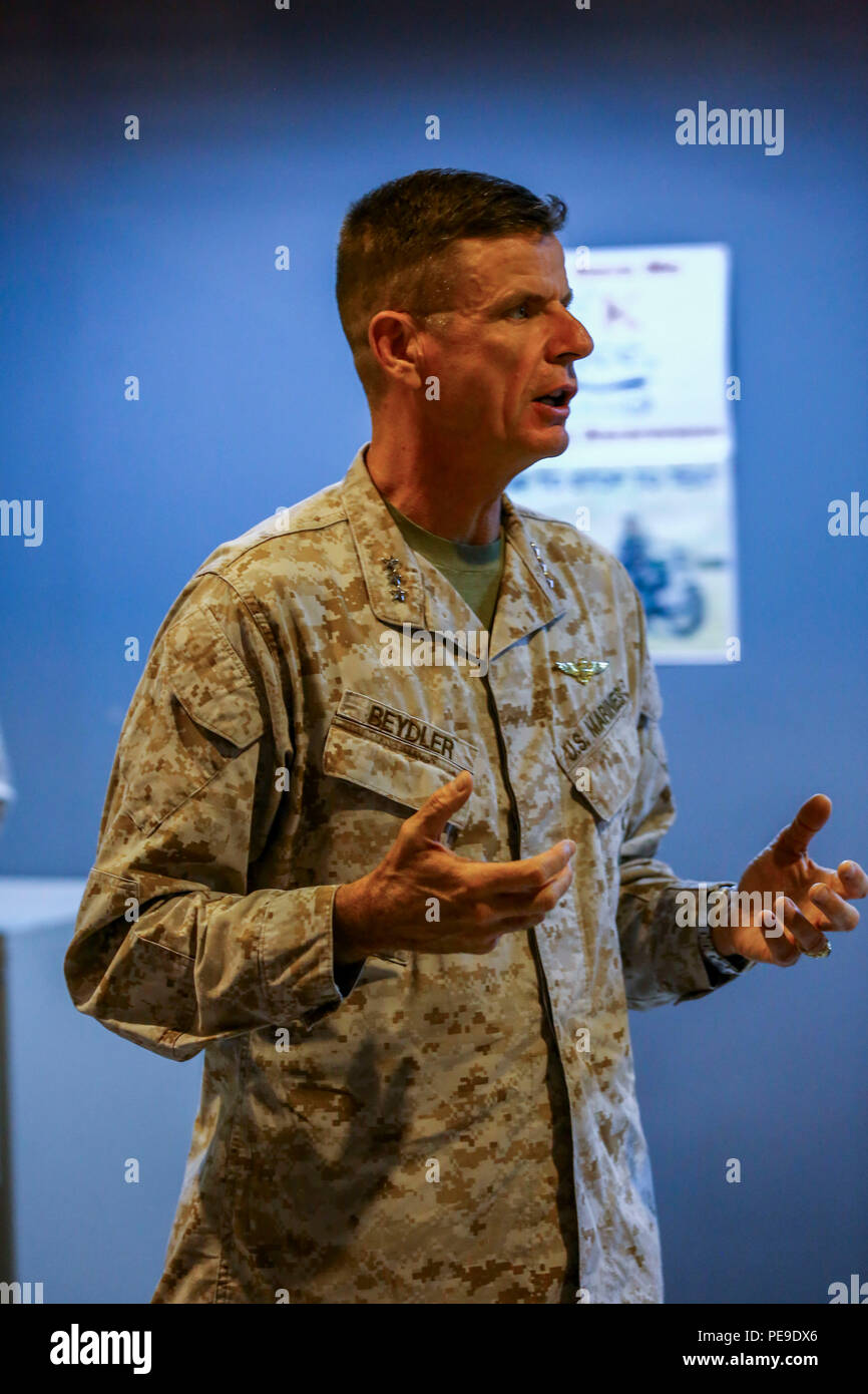 U.S. Marine Lt. Gen. William D. Beydler, Commander, U.S. Marine Corps ...
