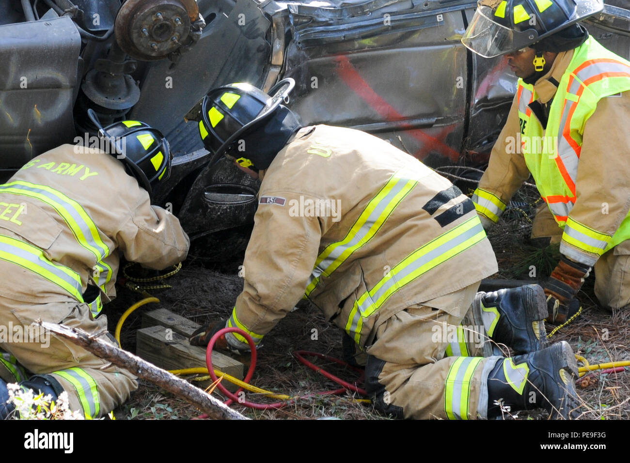 Auto Extrication High Resolution Stock Photography and Images - Alamy